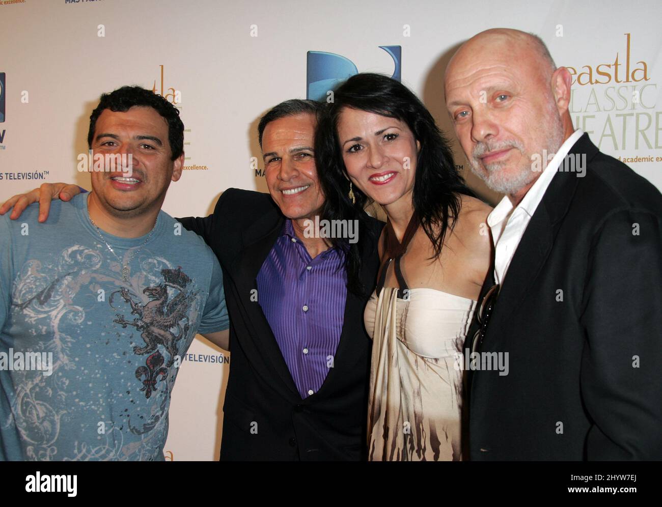 (Links-rechts) Carlos Menica, Tony Plana, Shayla Rivera und Hector ...