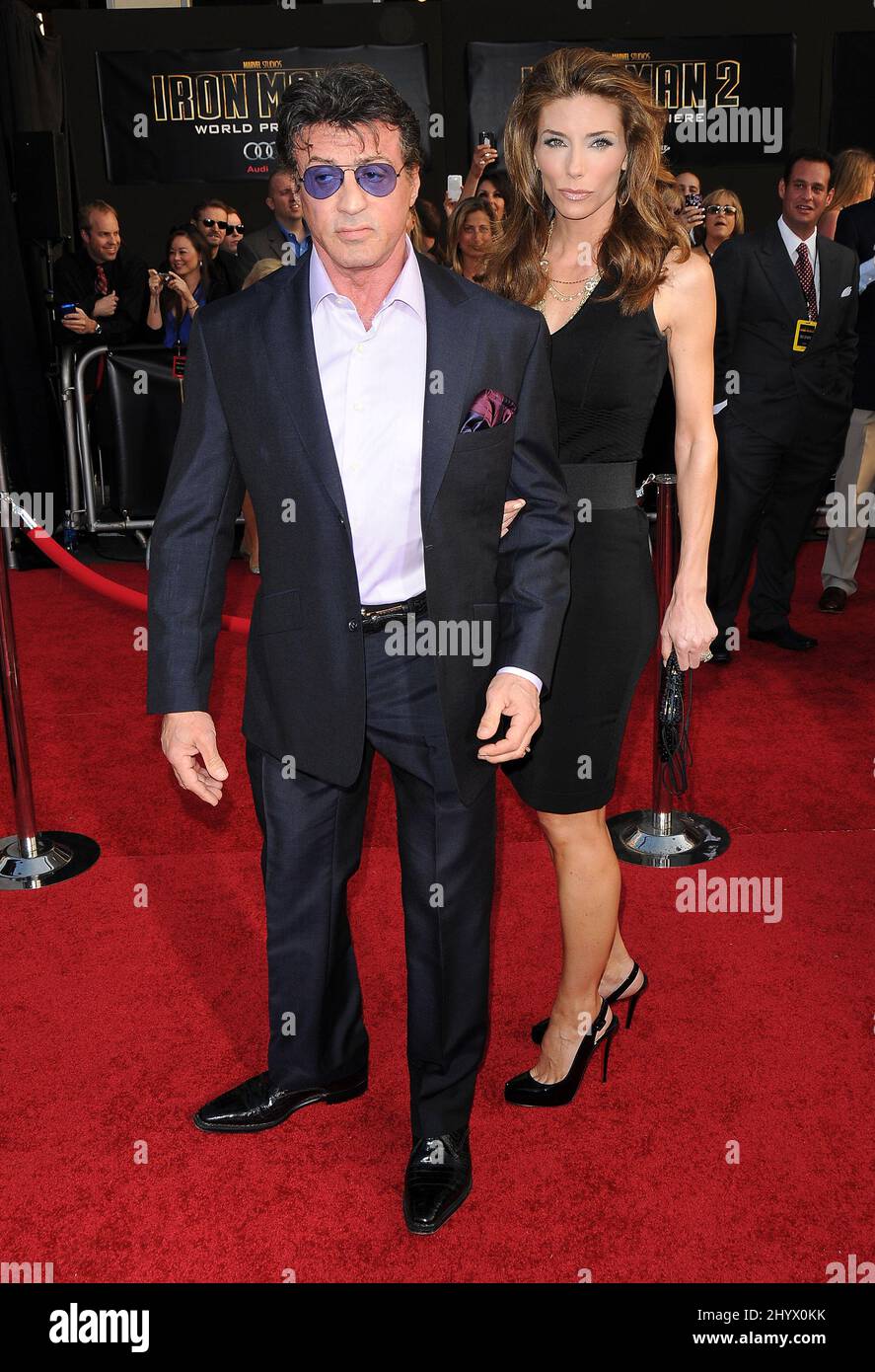 Sylvester Stallone und Jennifer Flavin bei der Weltpremiere „Iron man 2 ...