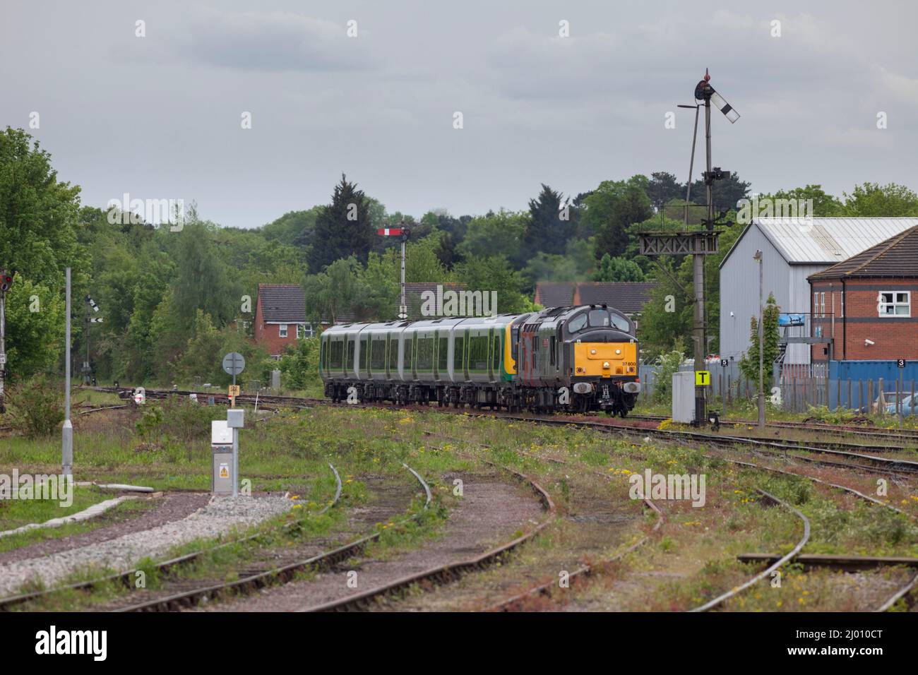 Eine Europhoenix Class 37 Lokomotive auf der Schiene Gruppe Betrieb an ...