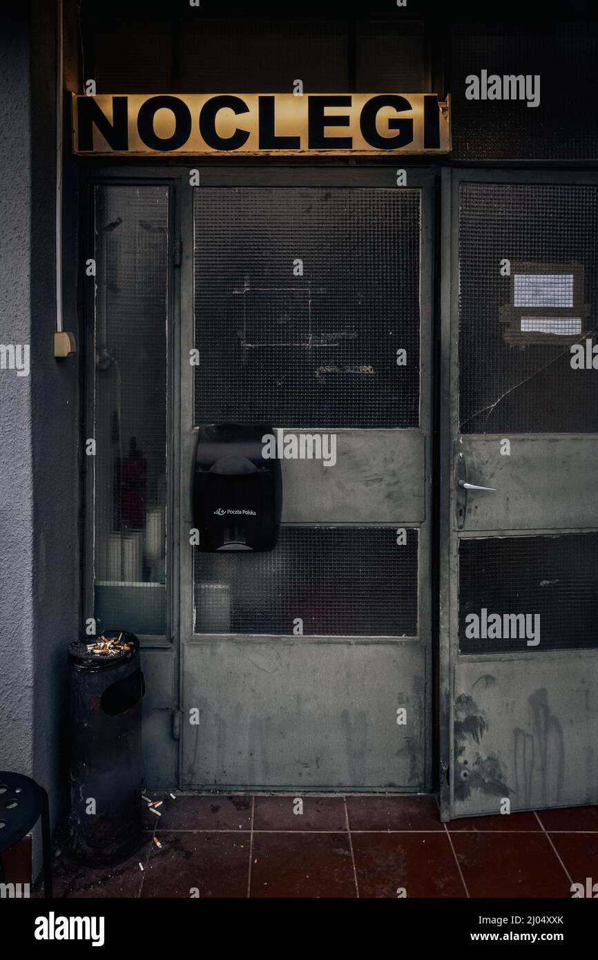 ERSTES AUFNAHMEZENTRUM FÜR KRIEGSFLÜCHTLINGE - NOWA GROBLA, GRENZE ...