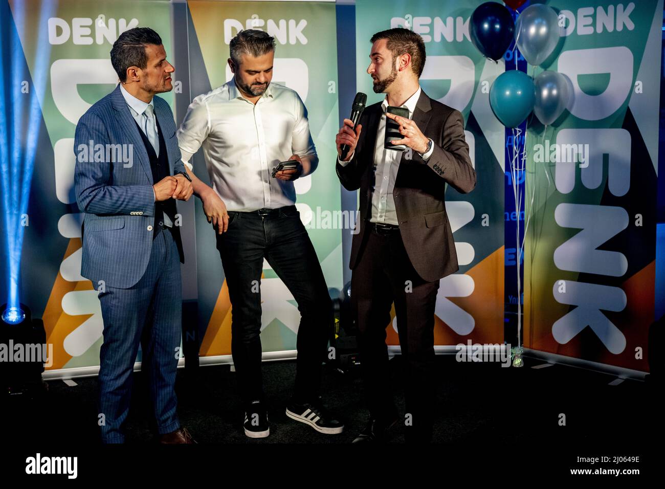 ROTTERDAM - DENK-lijsttrekker Farid Azarkan , Stephan van Baarle en ... ROTTERDAM - DENK-lijsttrekker Farid Azarkan , Stephan van Baarle en ...