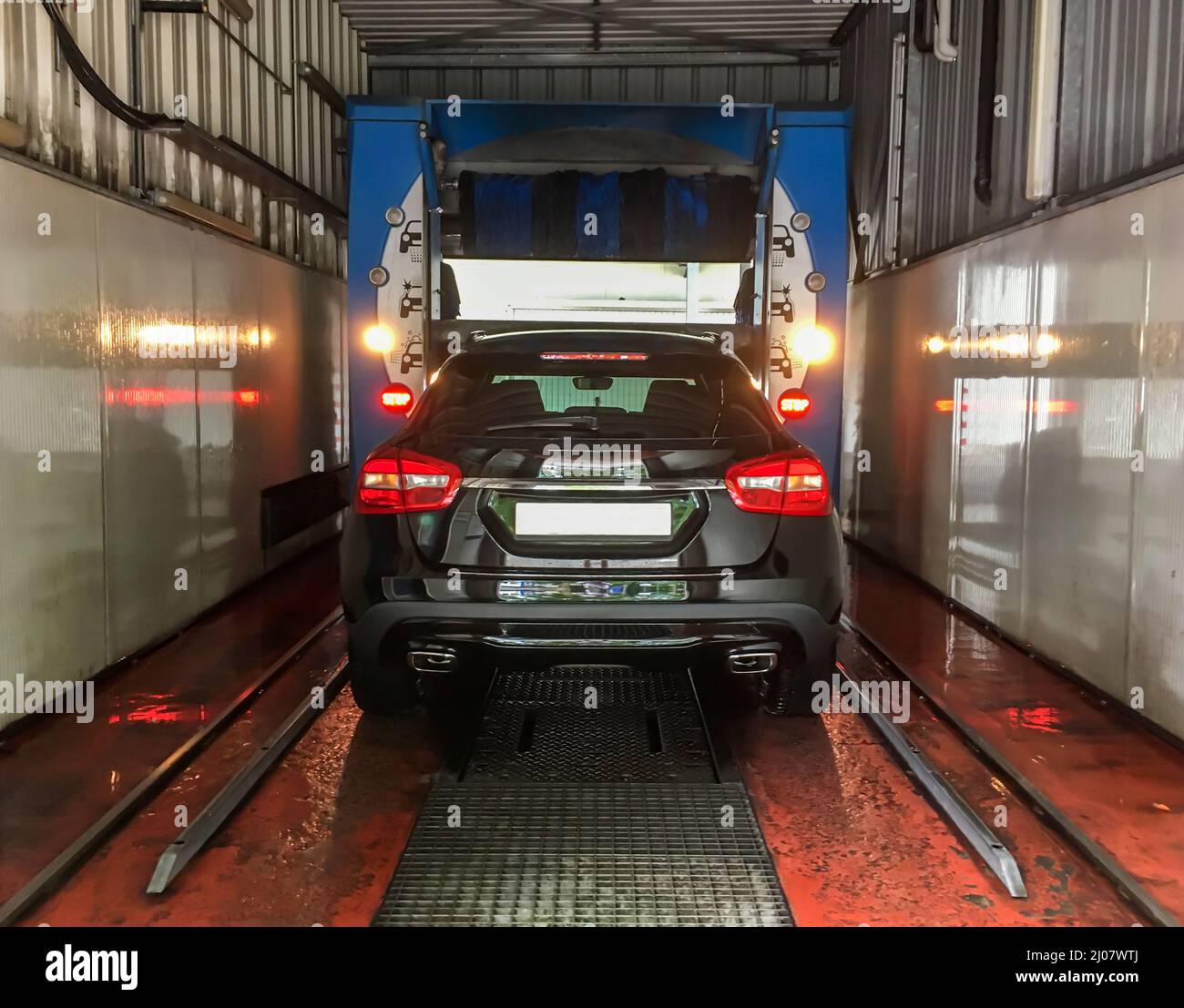 Autowaschanlage schweiz -Fotos und -Bildmaterial in hoher Auflösung – Alamy