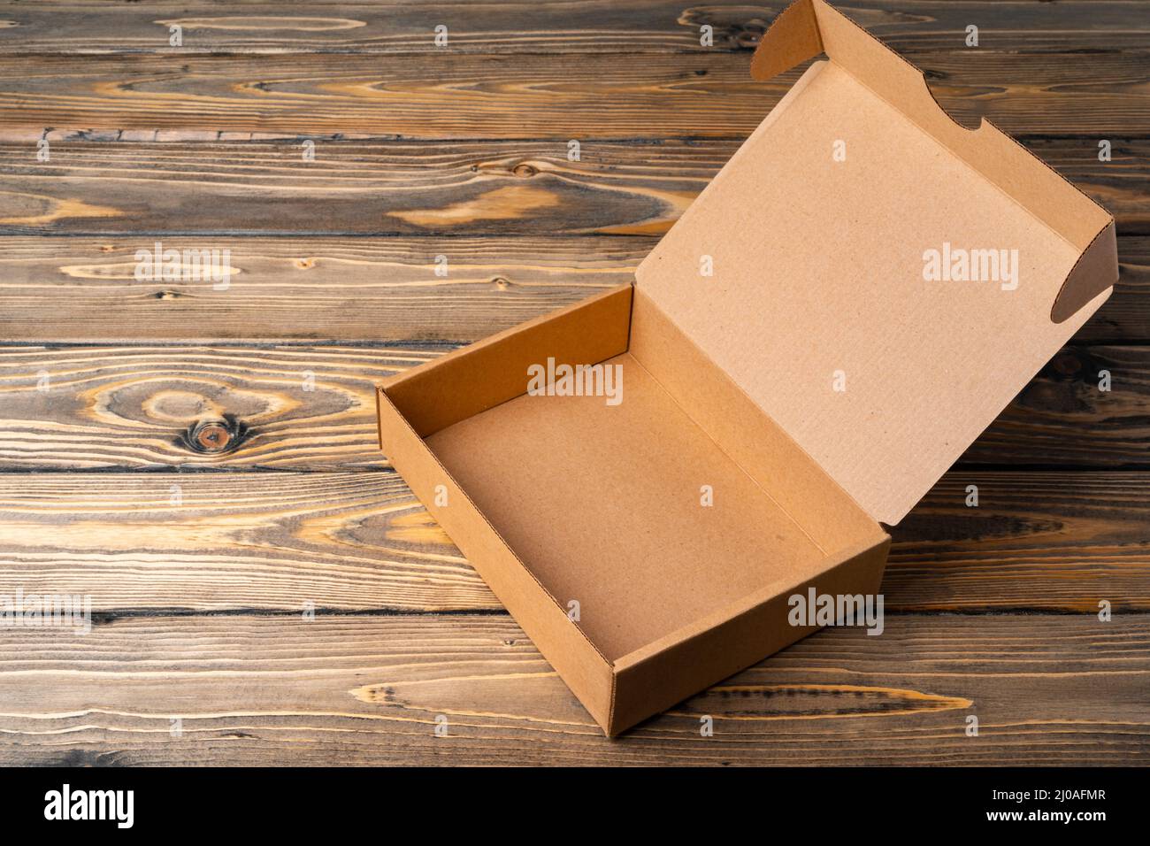 Set parcel box open box -Fotos und -Bildmaterial in hoher Auflösung – Alamy