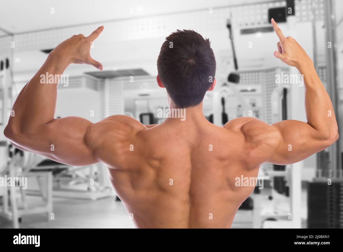 Muskulös stark -Fotos und -Bildmaterial in hoher Auflösung – Alamy