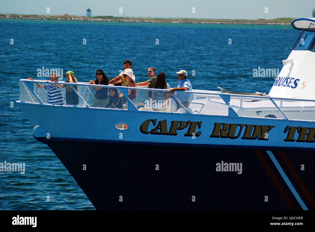 Deck boot schiff navigieren -Fotos und -Bildmaterial in hoher Auflösung ...
