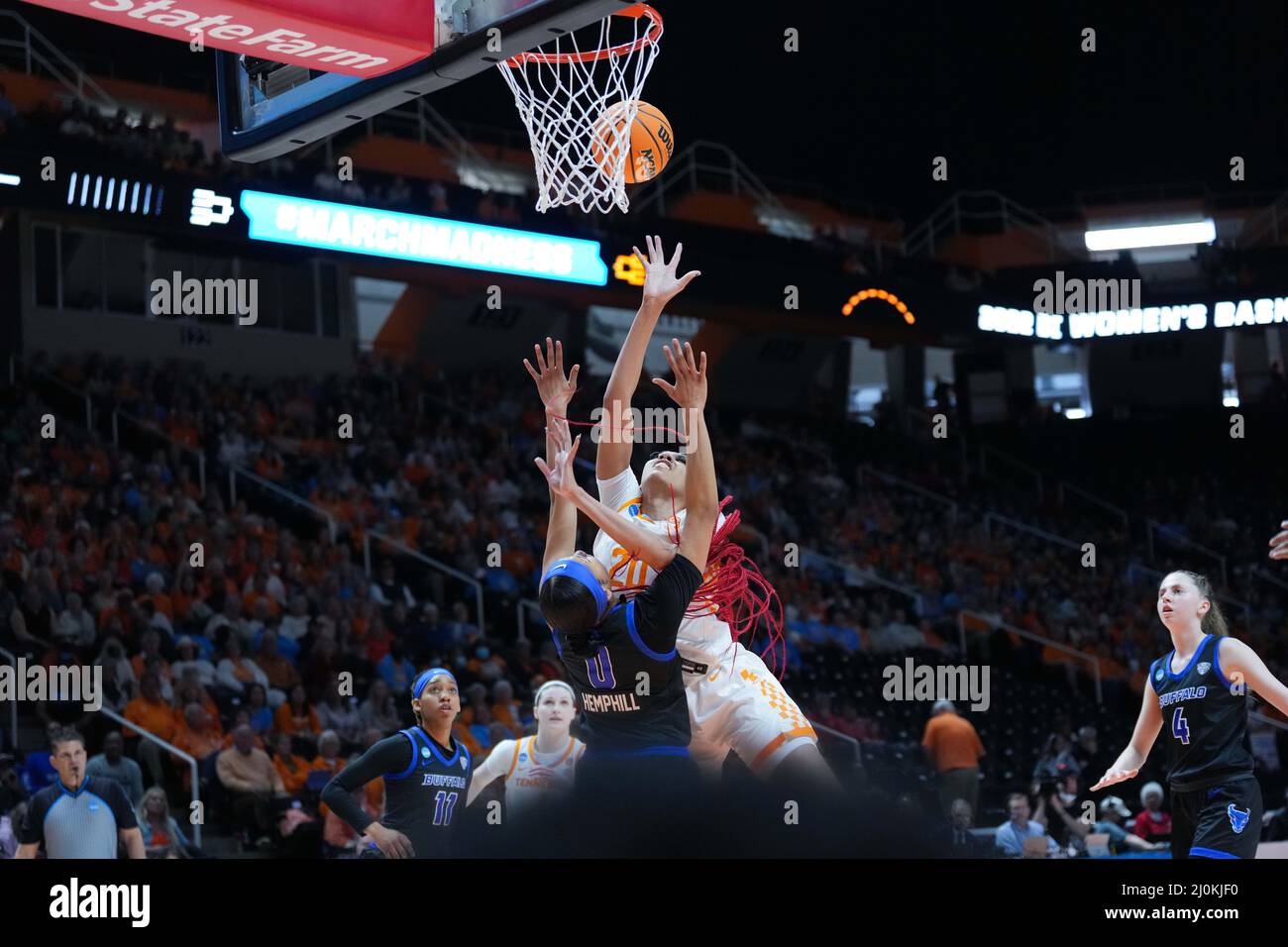 19. März 2022: Tamari Key #20 der Tennessee Lady Vols schießt den Ball ...