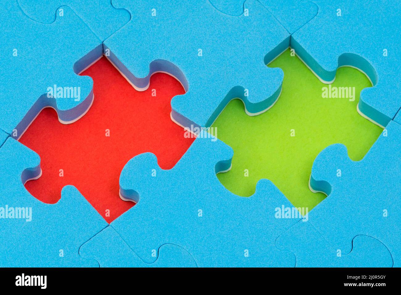 Puzzle missing red piece -Fotos und -Bildmaterial in hoher Auflösung ...