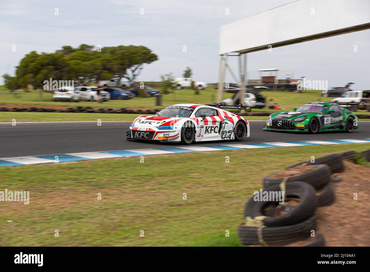 2 Kfc Audi R8 Lms Evo Stockfotos und -bilder Kaufen - Alamy