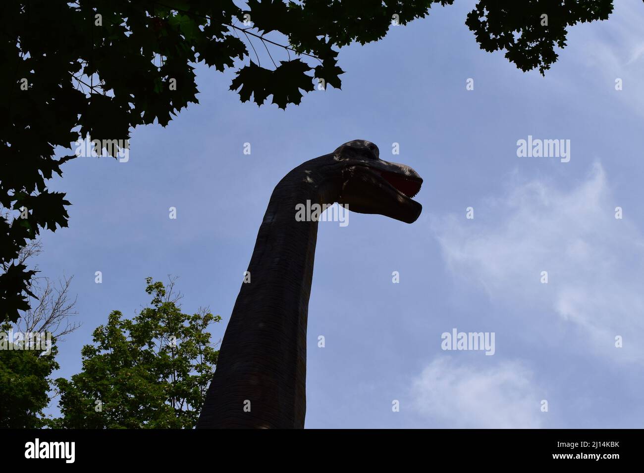 Realistisch aussehendes dinosaurier modell -Fotos und -Bildmaterial in ...