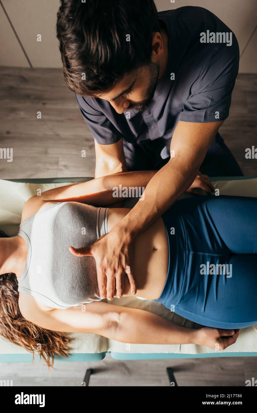 Manuelle manipulation -Fotos und -Bildmaterial in hoher Auflösung – Alamy