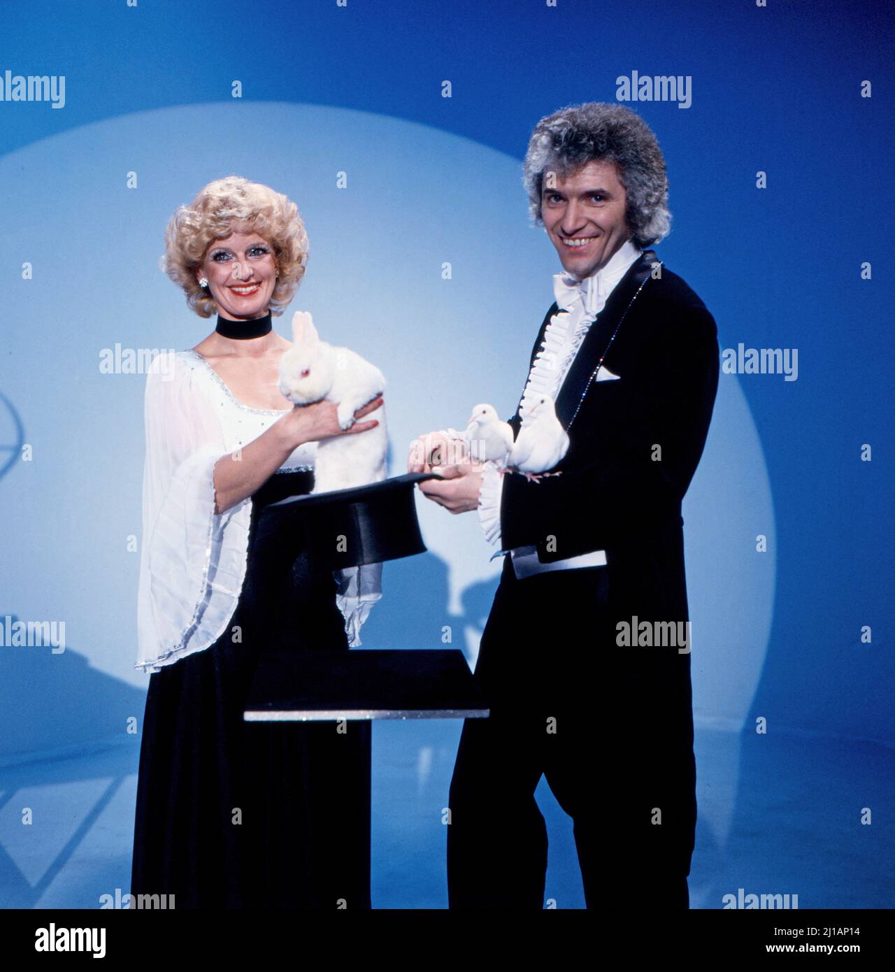 Ein Abend im Blauen Salon, Magiergala und Unterhaltungsreihe ...