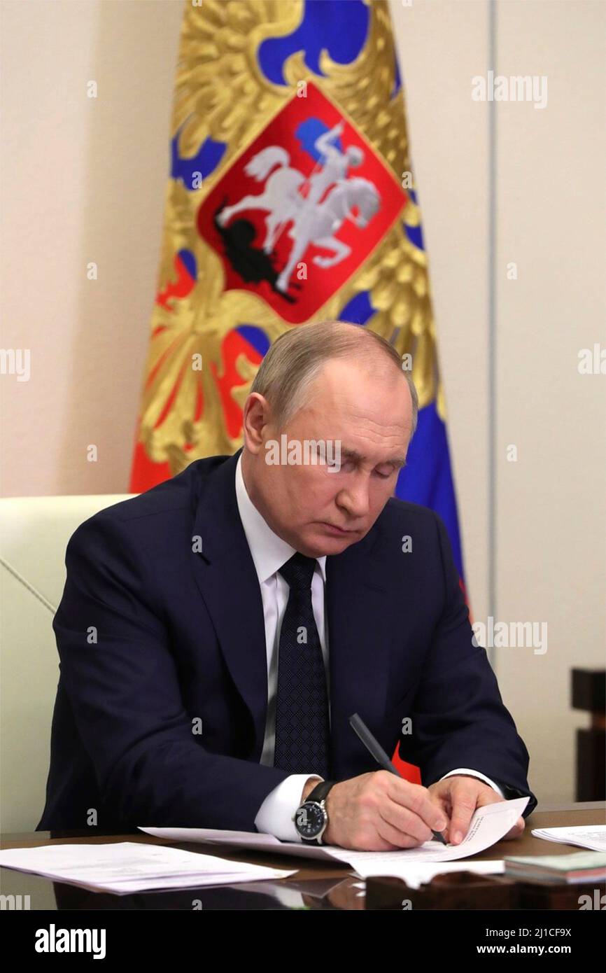 Moskau, Russland. 23. März 2022. Der russische Präsident Wladimir Putin ...