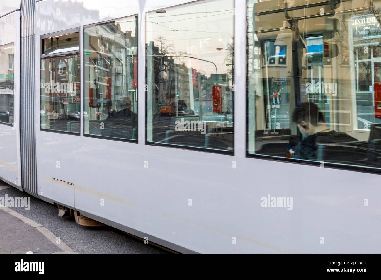 Rheinbahn düsseldorf straßenbahn -Fotos und -Bildmaterial in hoher ...