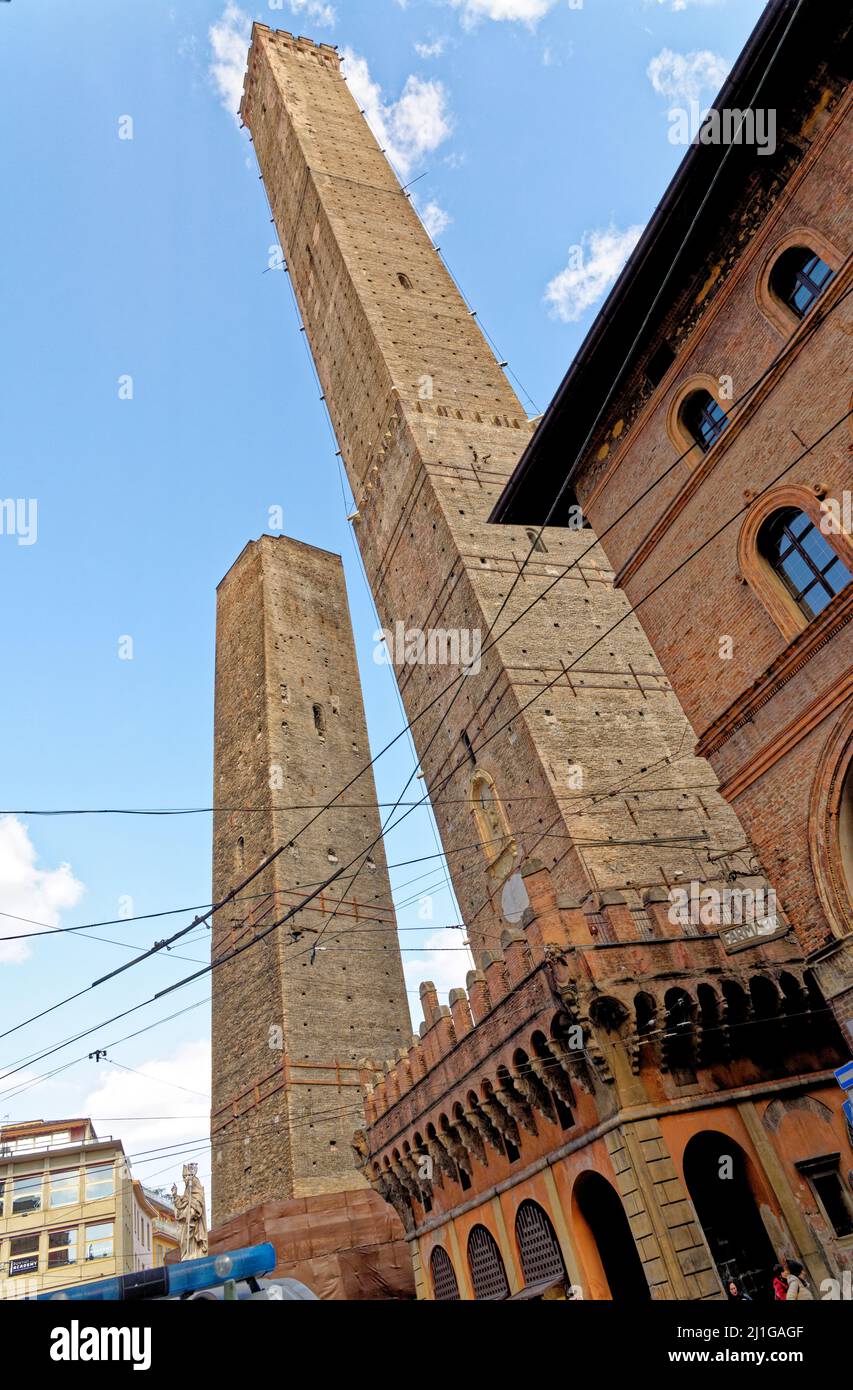 Zwei Türme (Due Torri), Asinelli und Garisenda, Symbole der ...