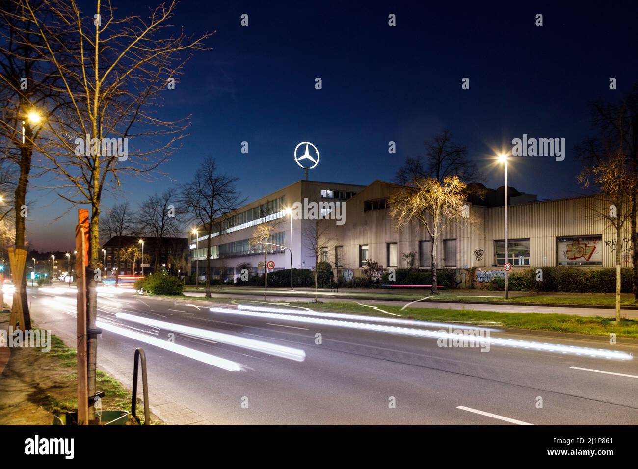 Workshop mercedes benz -Fotos und -Bildmaterial in hoher Auflösung – Alamy