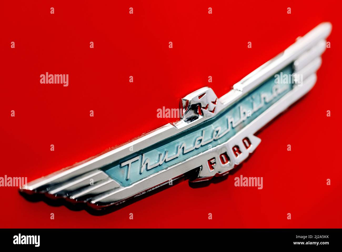 Ford thunderbird logo -Fotos und -Bildmaterial in hoher Auflösung – Alamy