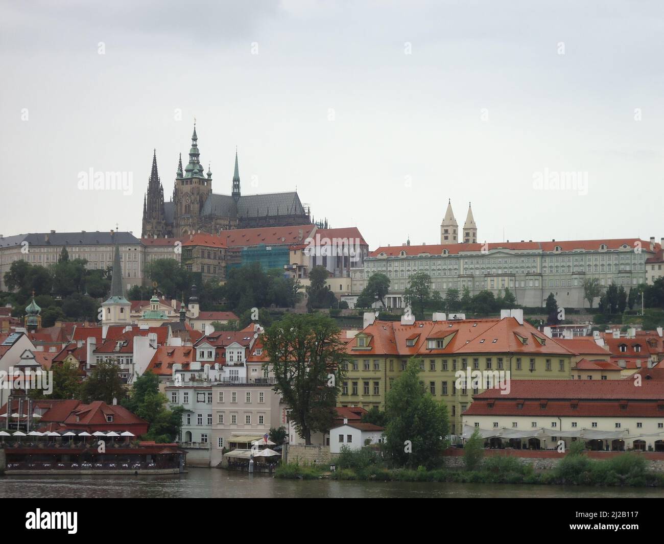 Prager burg unesco -Fotos und -Bildmaterial in hoher Auflösung – Alamy