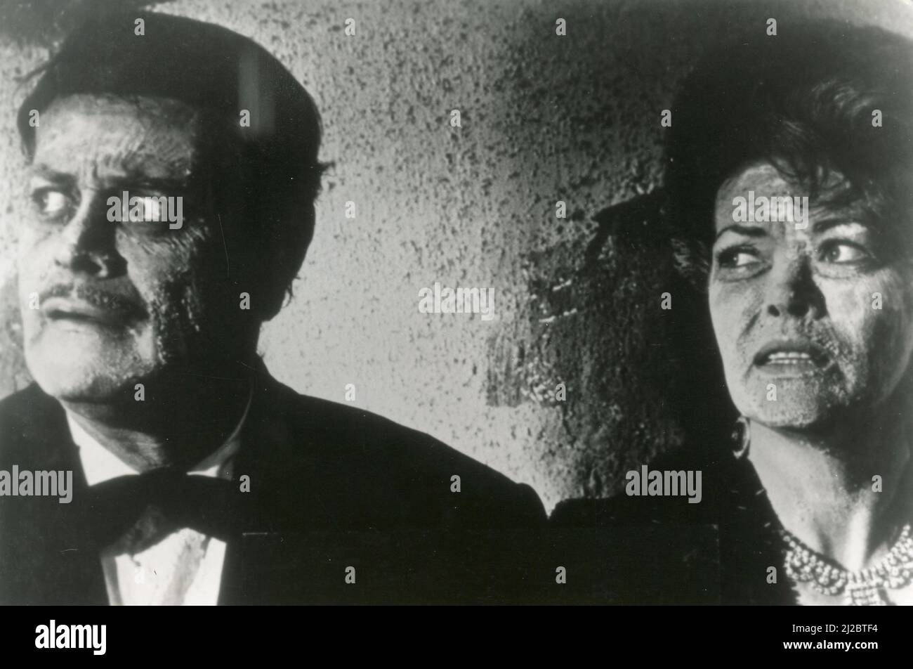 Der ägyptische Schauspieler Alex D'Arcy und die Schauspielerin Paula ...