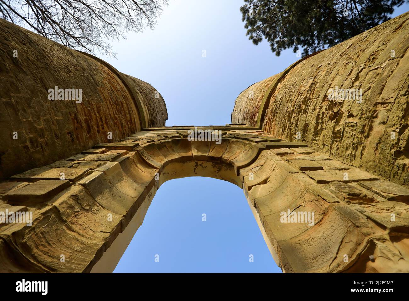 Blick auf Wentworth Folly (Stainborough Castle Stockfotografie - Alamy
