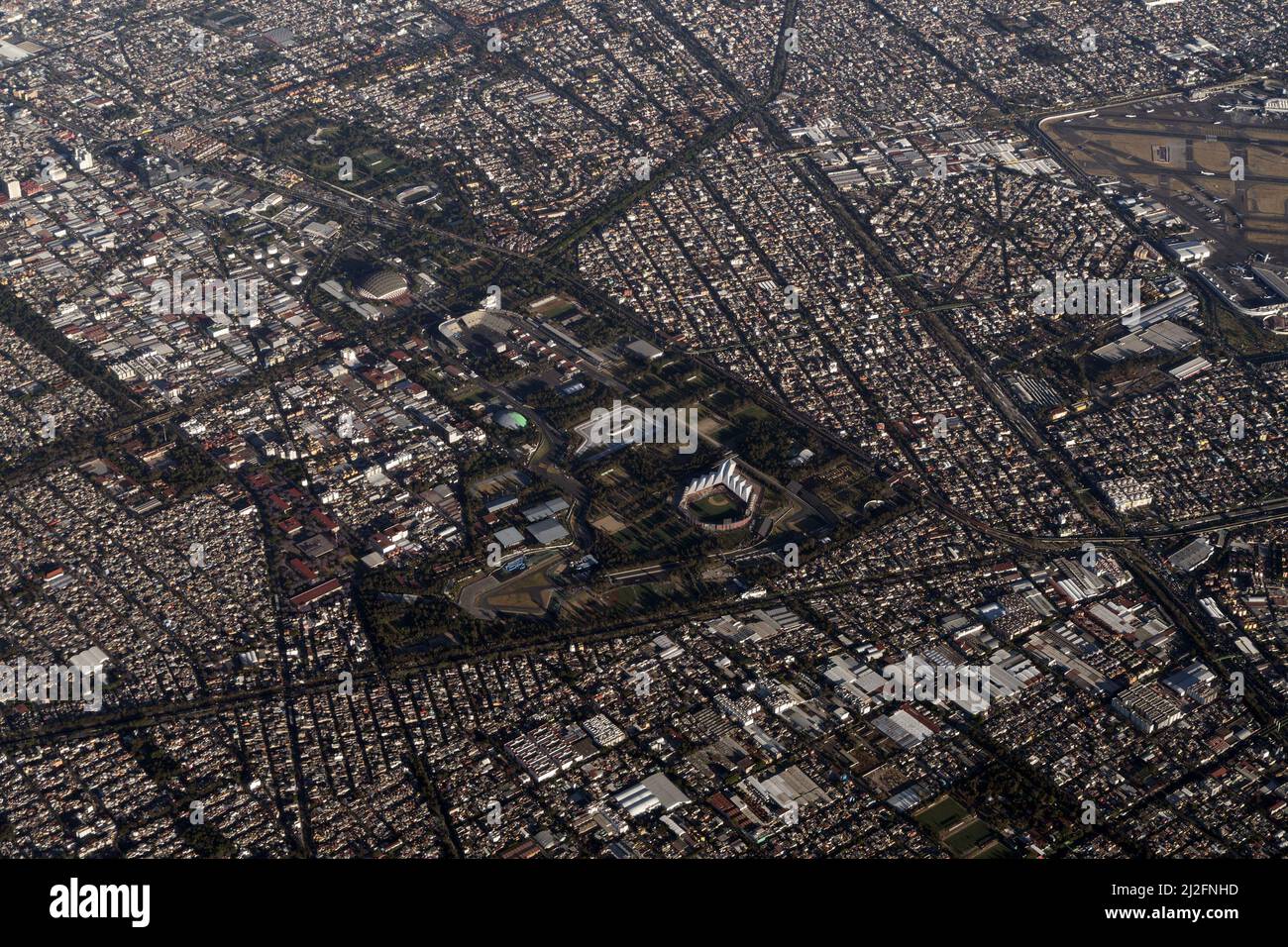 Luftbild von mexiko stadt vororten -Fotos und -Bildmaterial in hoher Auflösung – Alamy