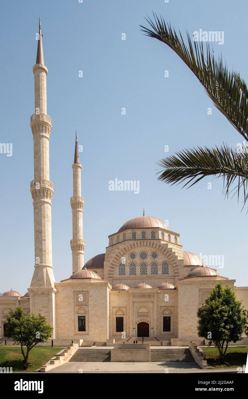 Ein Blick auf die Said bin Taimur Moschee im Oman Stockfotografie - Alamy