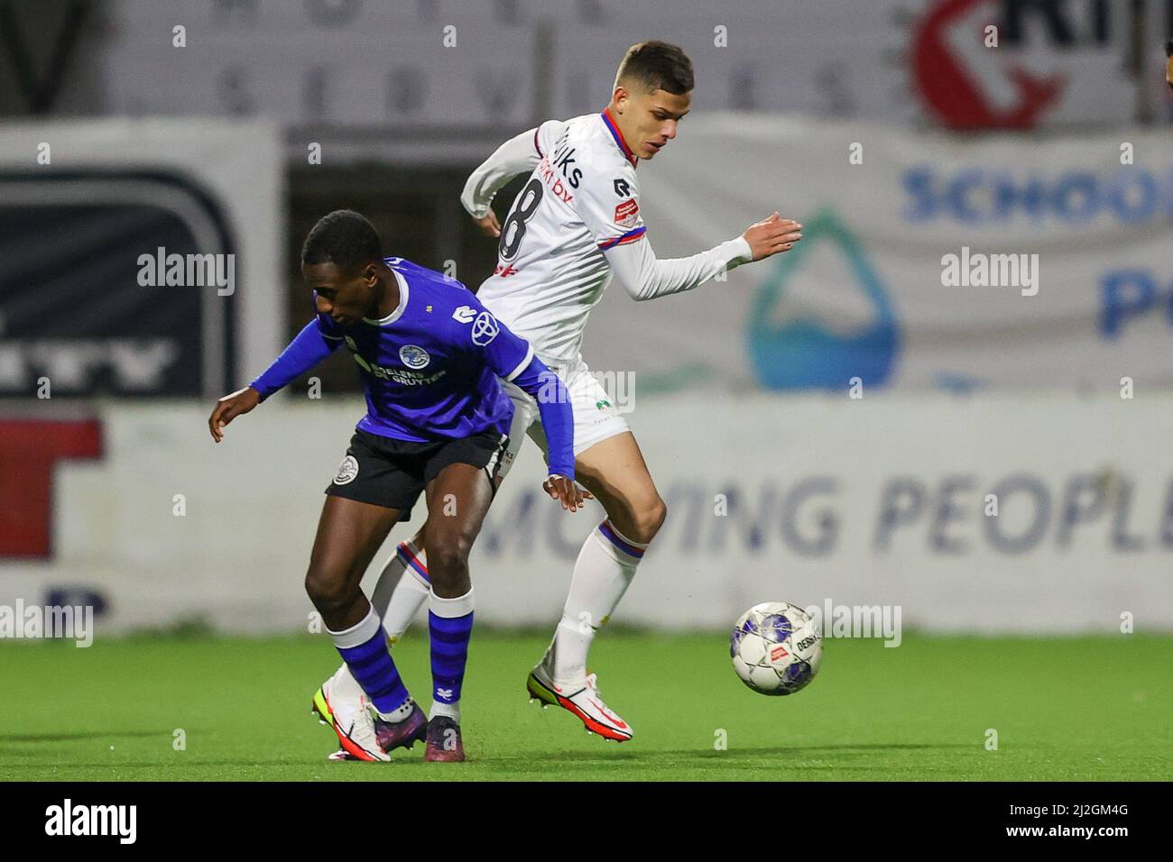 VELSEN-ZUID, NIEDERLANDE - 1. APRIL: Kevin Felida vom FC Den Bosch ...
