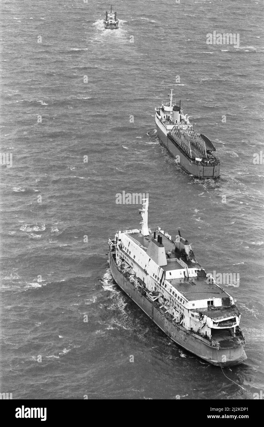 Zeebrugge ferry disaster -Fotos und -Bildmaterial in hoher Auflösung ...