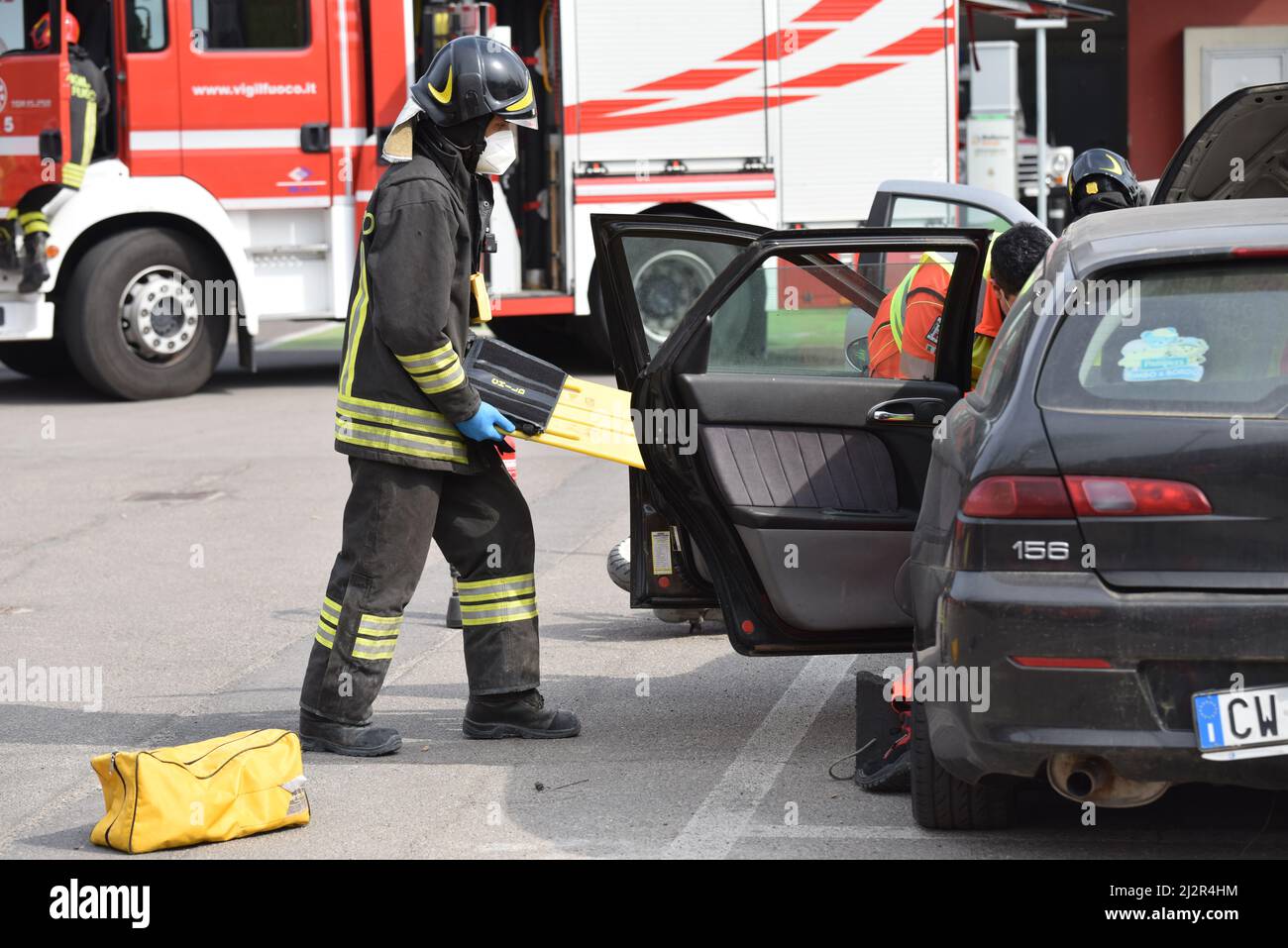 Um verletzte und traumatisierte Menschen zu retten Stockfotografie - Alamy