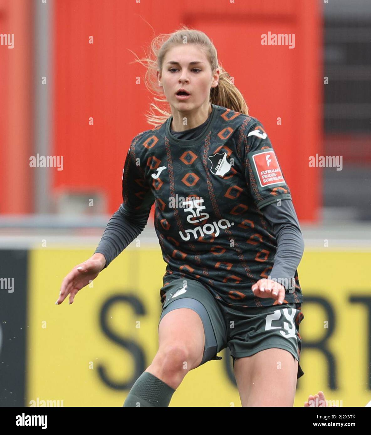 Jule brand football -Fotos und -Bildmaterial in hoher Auflösung – Alamy