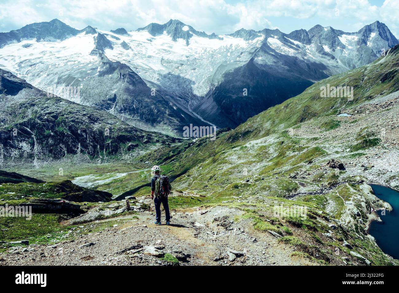 Bergsteiger, die von der Zsigmondyspitze in den Zillertaler Alpen ...