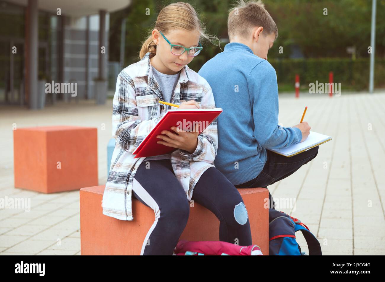 Lernen nach dem unterricht -Fotos und -Bildmaterial in hoher Auflösung – Alamy