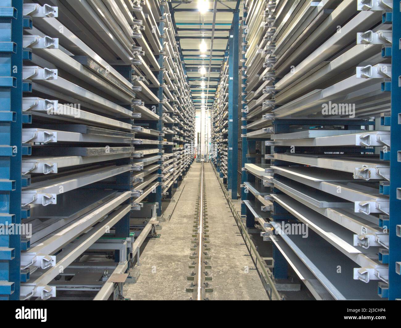 Hochregal lager -Fotos und -Bildmaterial in hoher Auflösung – Alamy