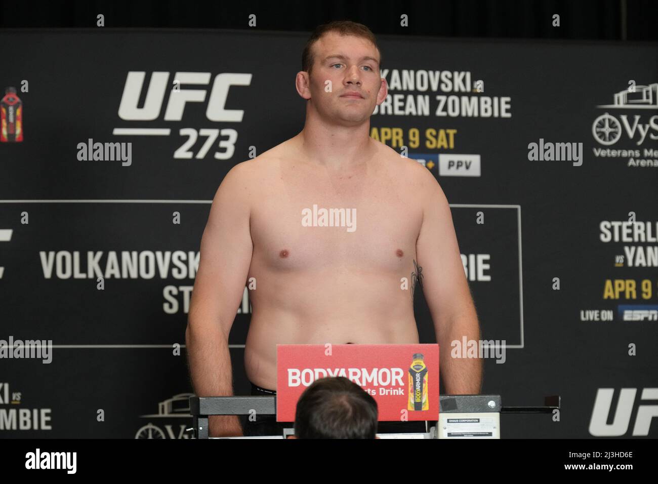 Jared vanderaa steigt auf die waage -Fotos und -Bildmaterial in hoher ...