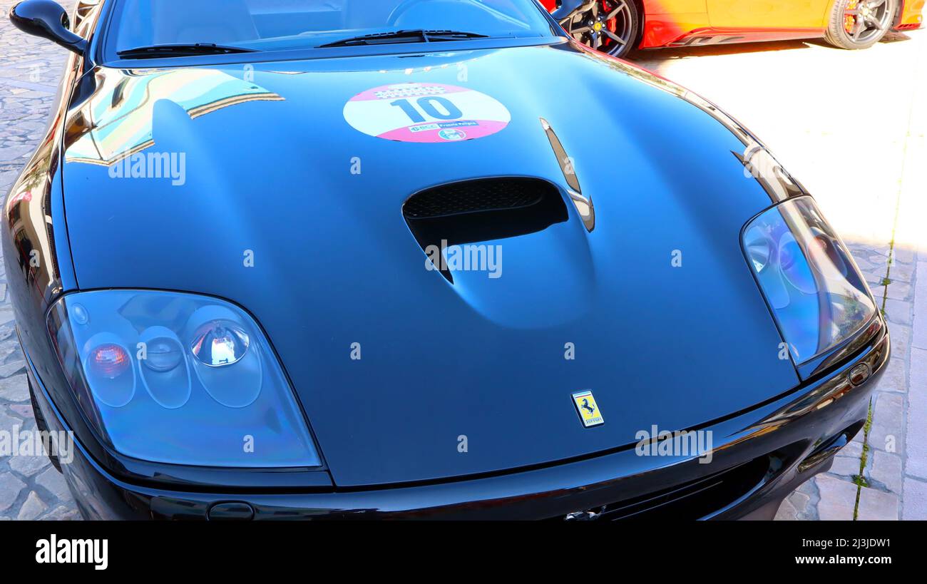 Ferrari 575 Maranello. Ferrari ist ein italienischer Luxus-Sportwagen ...