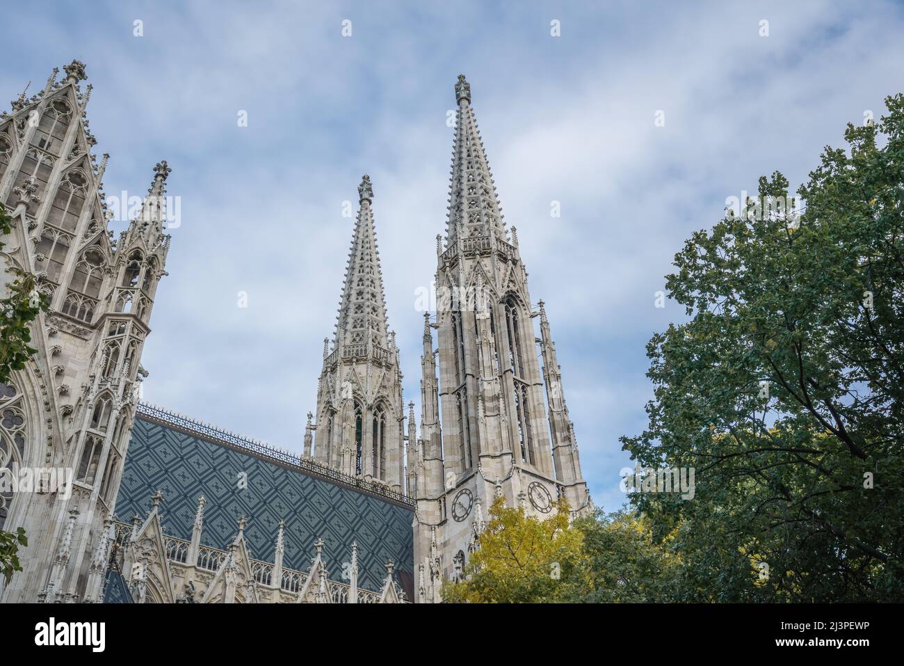 Votiv kirche -Fotos und -Bildmaterial in hoher Auflösung – Alamy