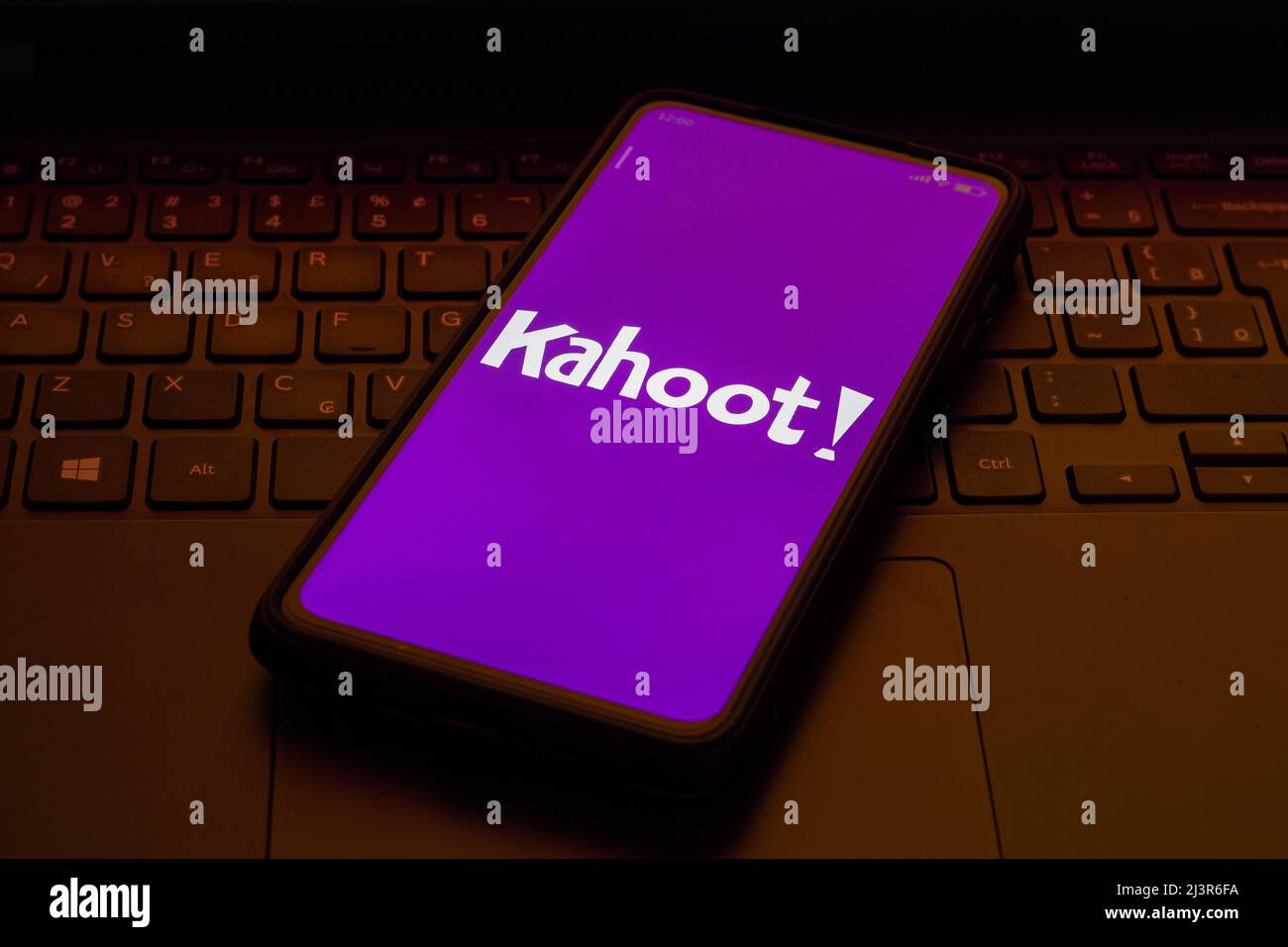 Logo kahoot -Fotos und -Bildmaterial in hoher Auflösung – Alamy