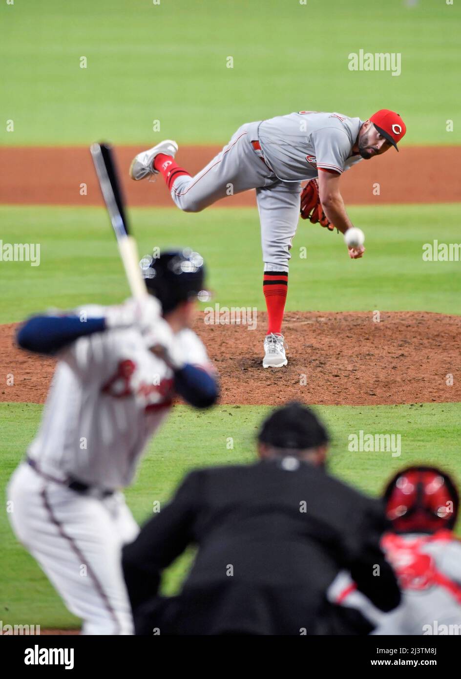 09. April 2022: Cincinnati Reds Pitcher Ryan Hendrix liefert während ...