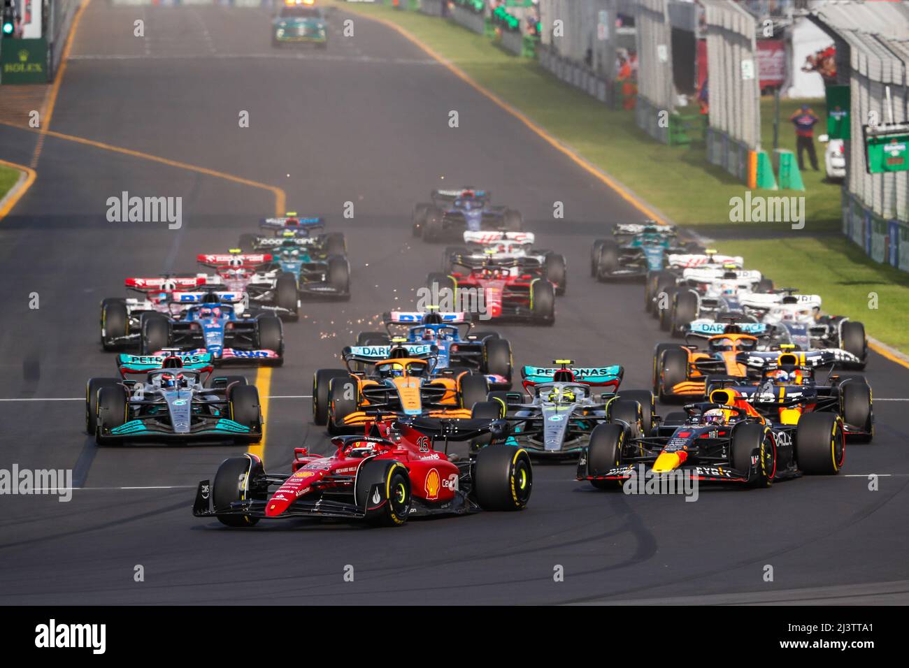 Start des Rennens, Abfahrt, 16 LECLERC Charles (mco), Scuderia Ferrari ...