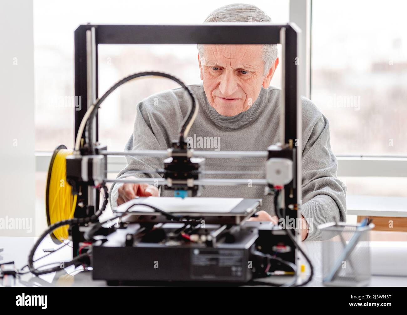 3d man mechanical engineer hat -Fotos und -Bildmaterial in hoher ...