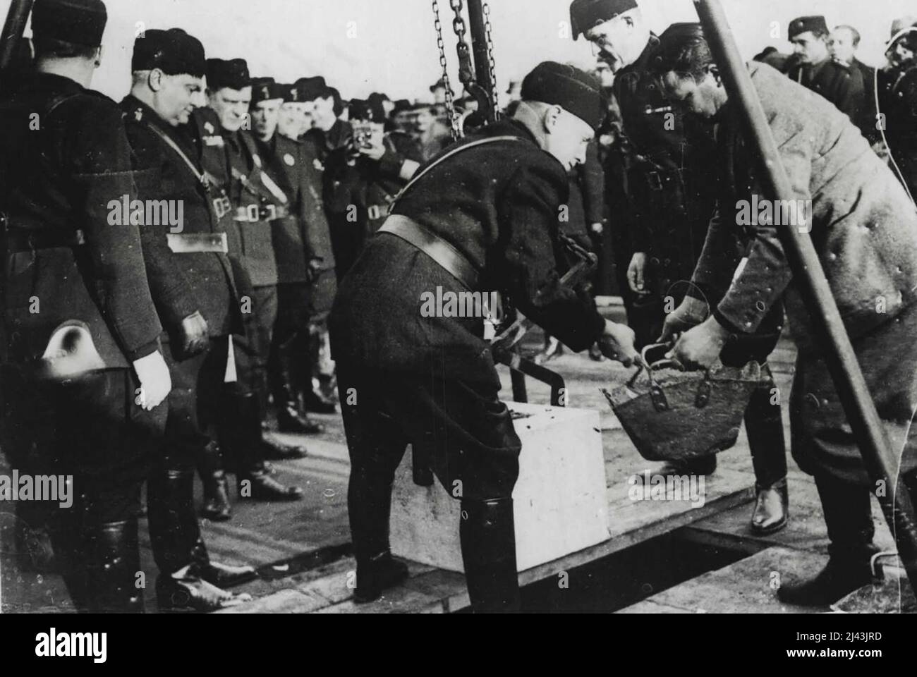 Signor benito mussolini -Fotos und -Bildmaterial in hoher Auflösung – Alamy