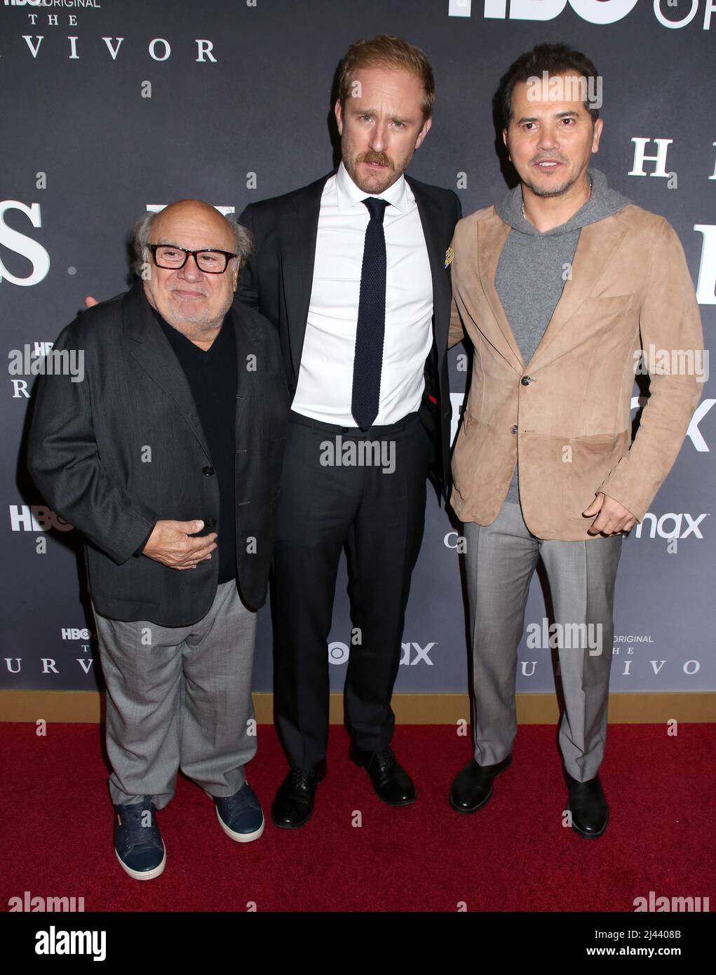 New York City, USA. 11. April 2022. Danny DeVito, Ben Foster und John ...