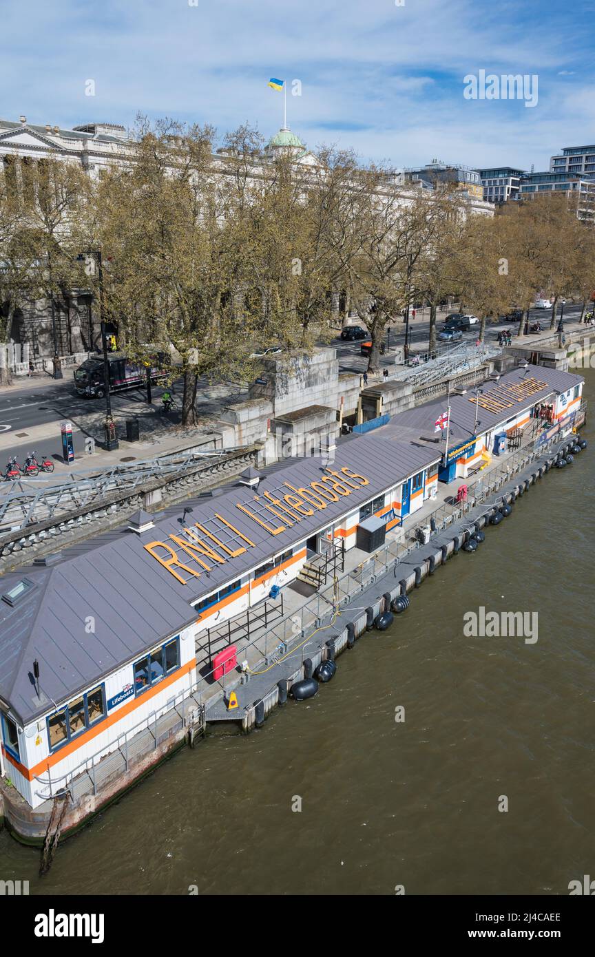 Tower lifeboat station -Fotos und -Bildmaterial in hoher Auflösung – Alamy