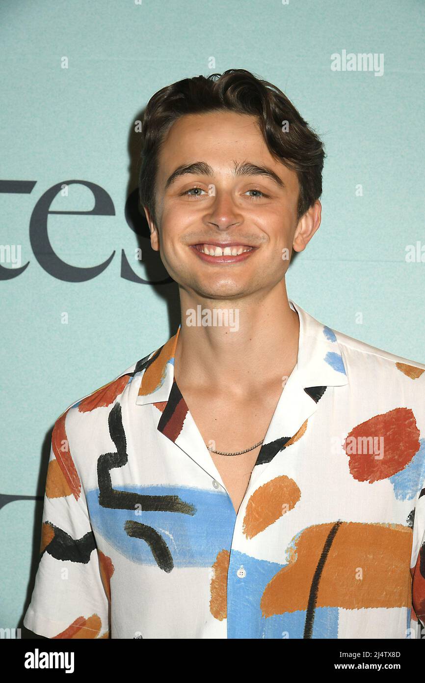 Ben Ahlers nimmt am 17. April 2022 an der Broadway-Eröffnung „The ...