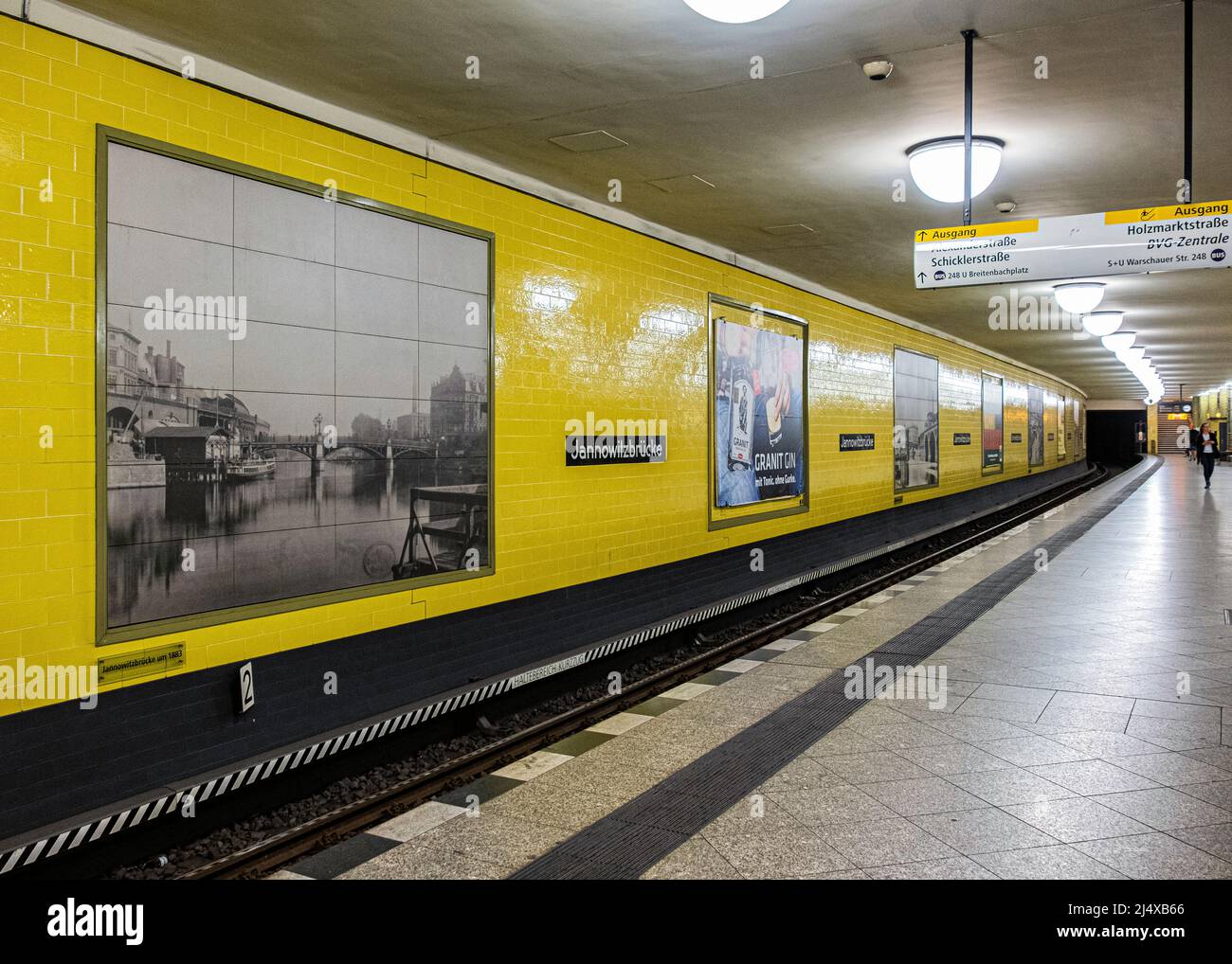Ubahn berlin linie u8 -Fotos und -Bildmaterial in hoher Auflösung – Alamy