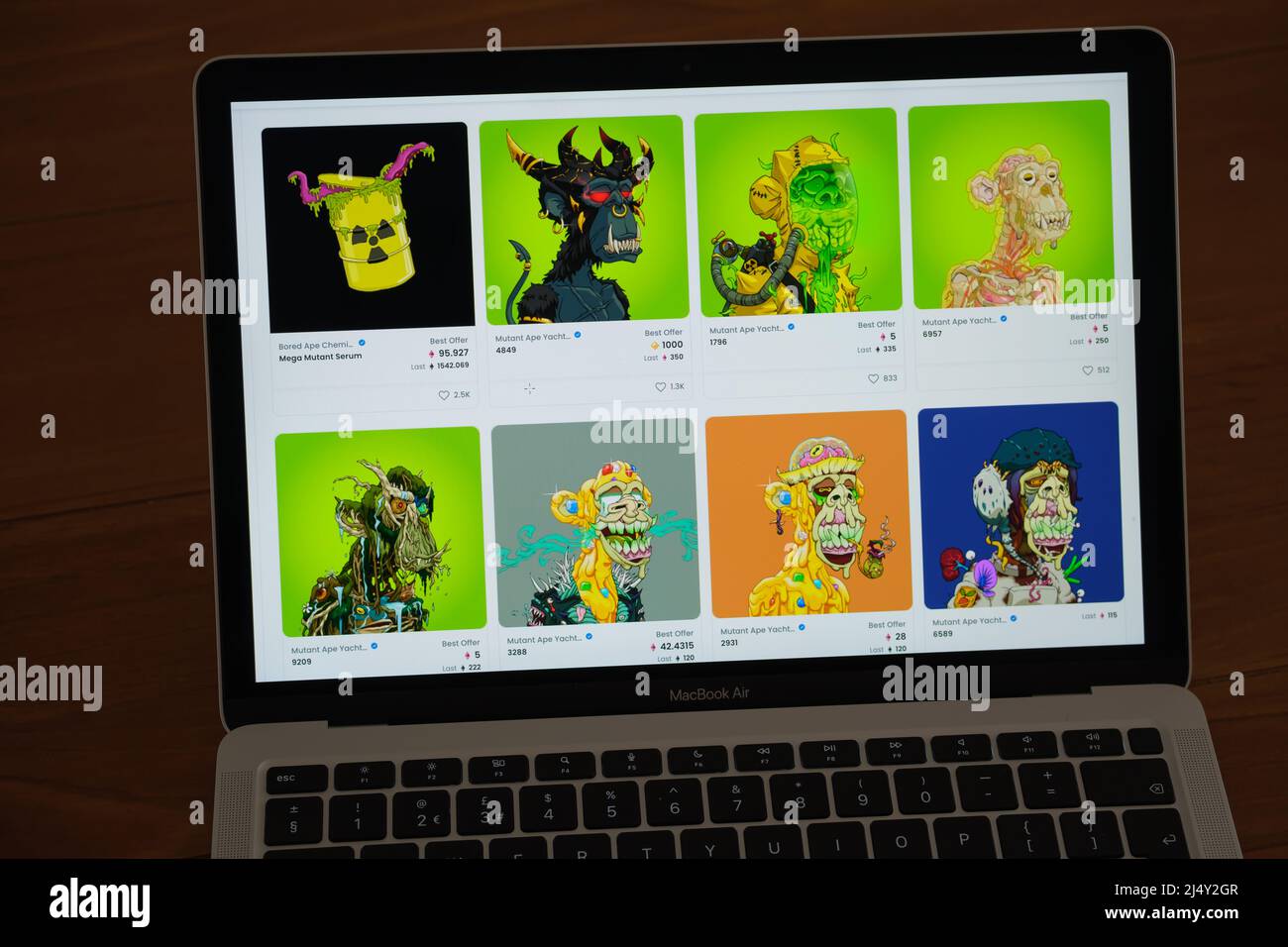 Mega mutanten serum -Fotos und -Bildmaterial in hoher Auflösung – Alamy