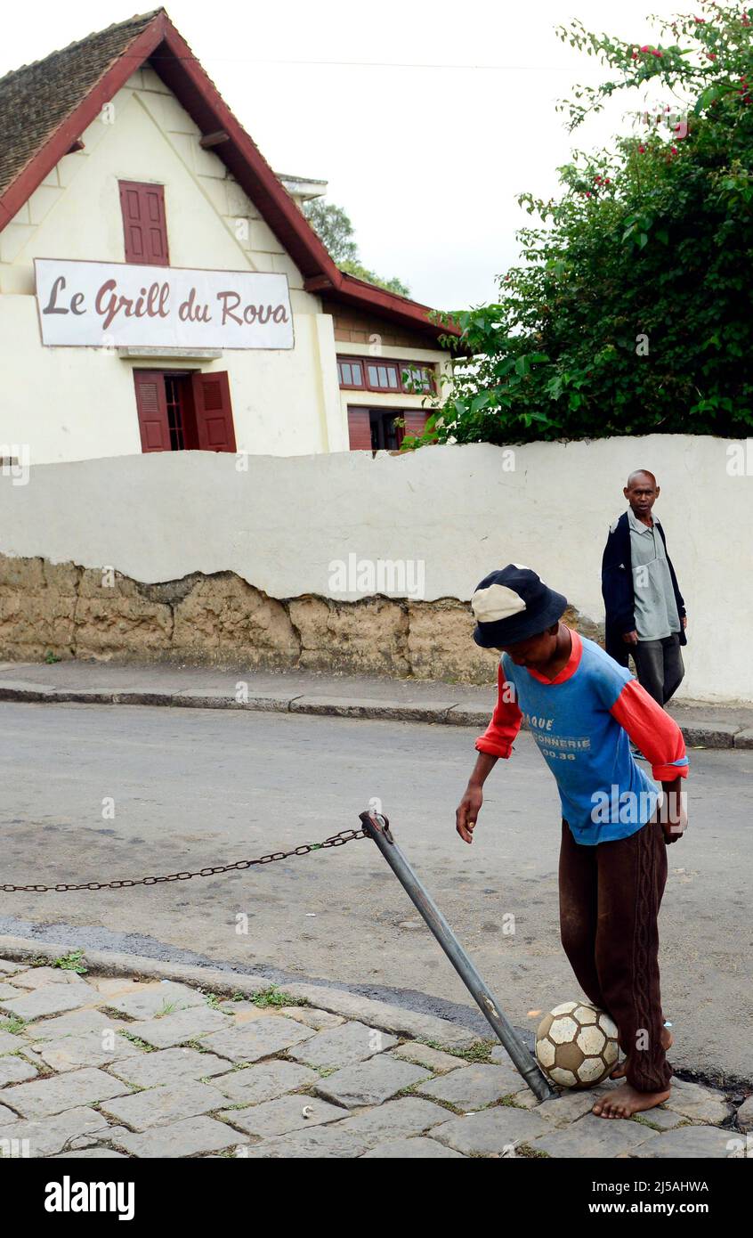 Le grill du rova -Fotos und -Bildmaterial in hoher Auflösung – Alamy