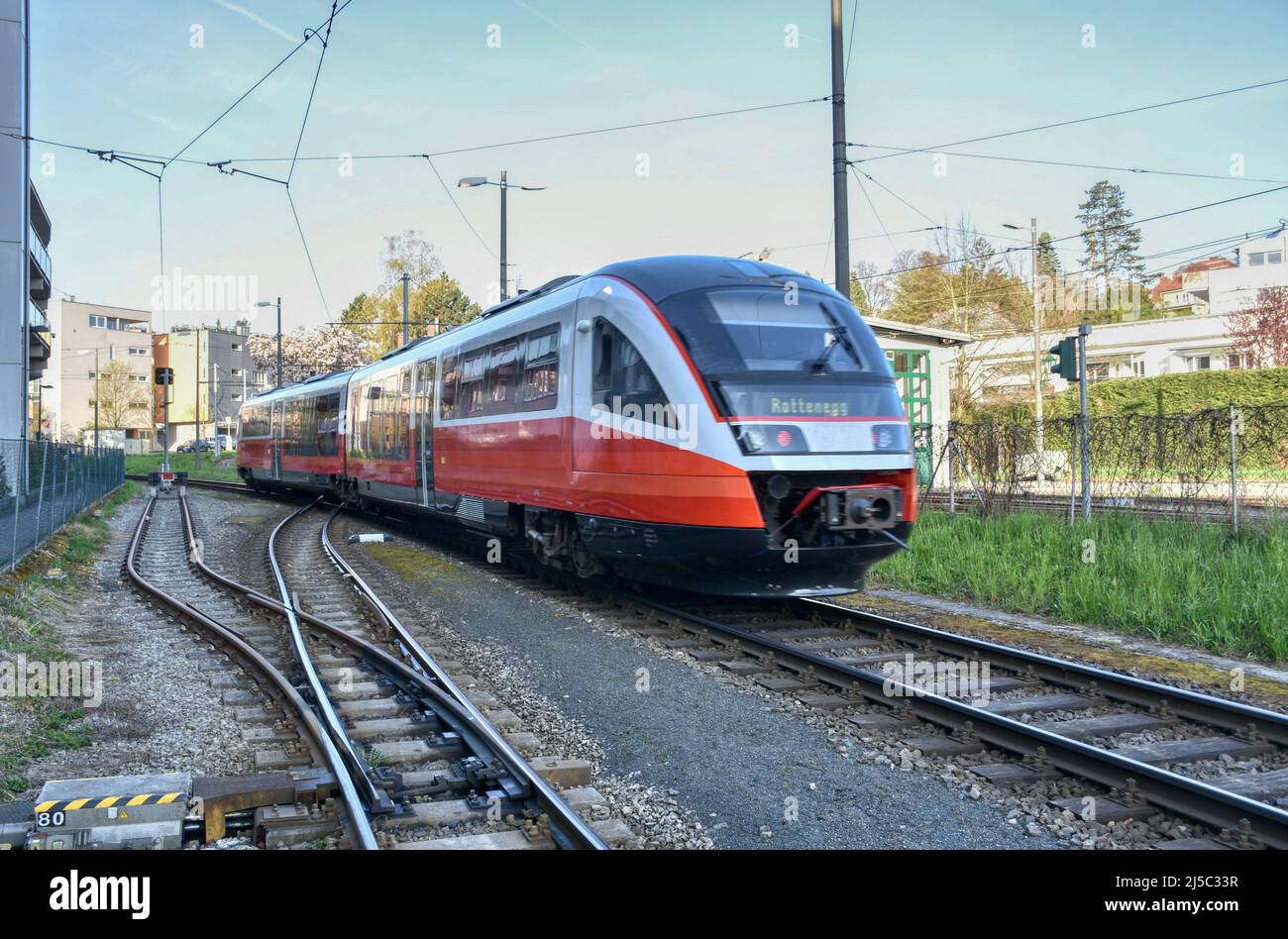 Linz, Mühlkreisbahn, Urfahr, Bahnhof, Bahnsteig, Gleis, Bahnen ...