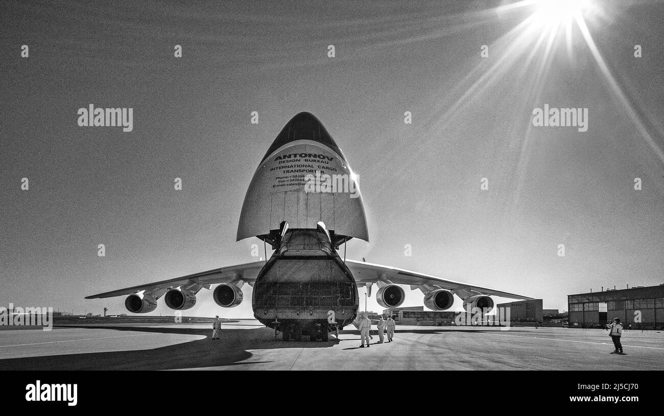 Antonov an 225 mrija -Fotos und -Bildmaterial in hoher Auflösung – Alamy