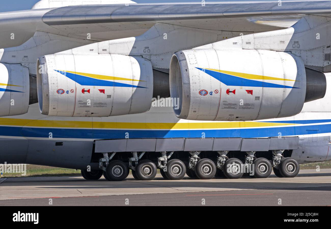Antonov an 225 mrija -Fotos und -Bildmaterial in hoher Auflösung – Alamy