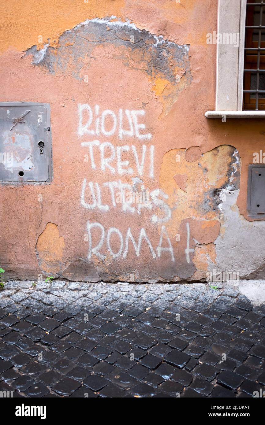 Ultras graffiti -Fotos und -Bildmaterial in hoher Auflösung – Alamy